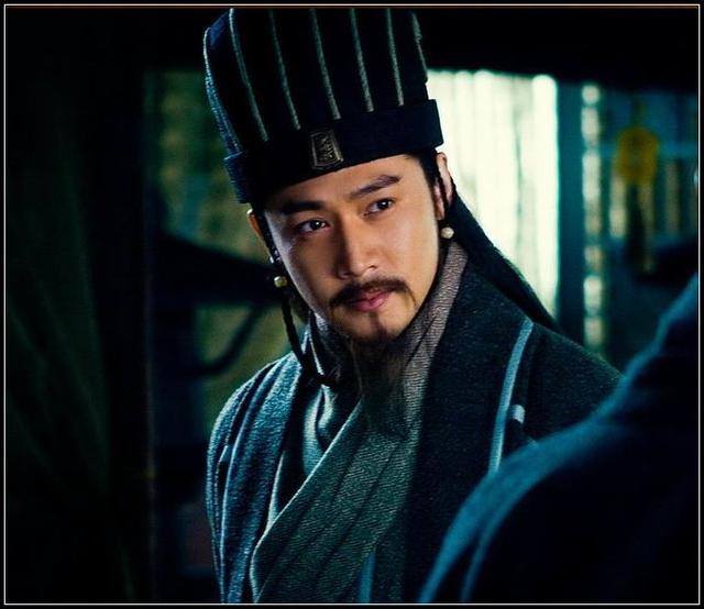 Before Pang Tong's death, there are three omens suggesting that he will ...