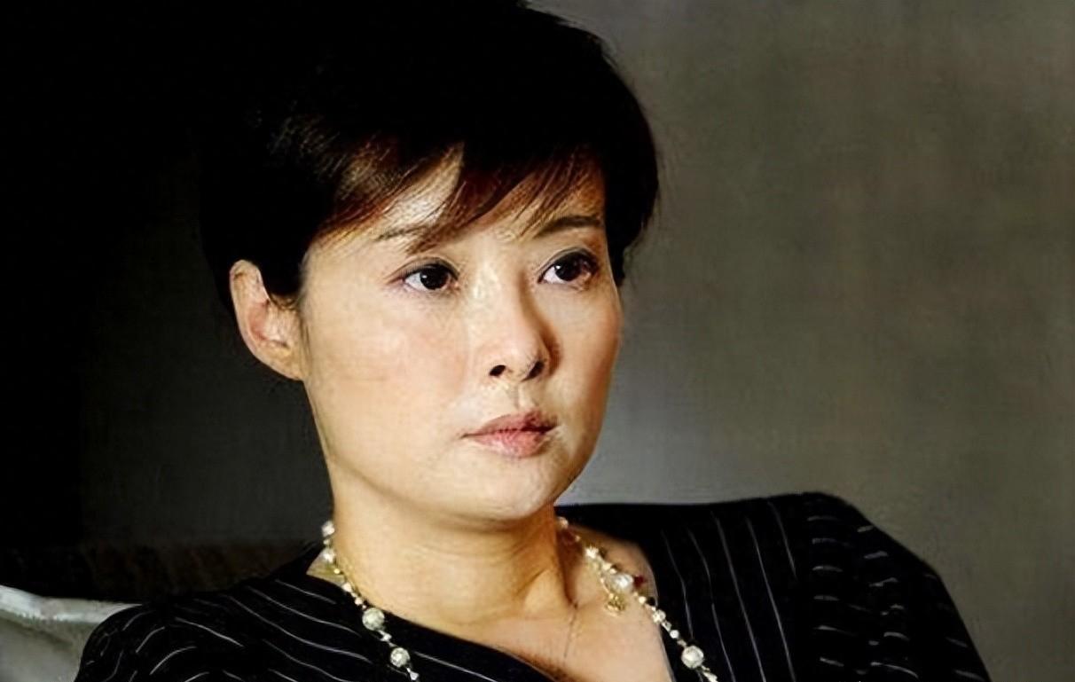 A regrettable rumor is that Yuan Li suffered from schizophrenia. Netizen Yuan Li lives too ...