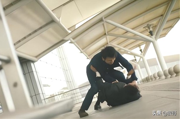 Rong Zixi played Zeng Shan in "The World". Why did she come out of the ...