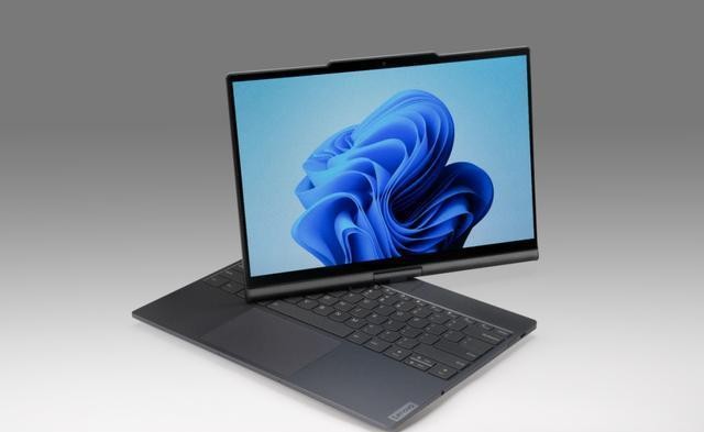 Laptop turns into a versatile dancing king? Lenovo's world's first ...