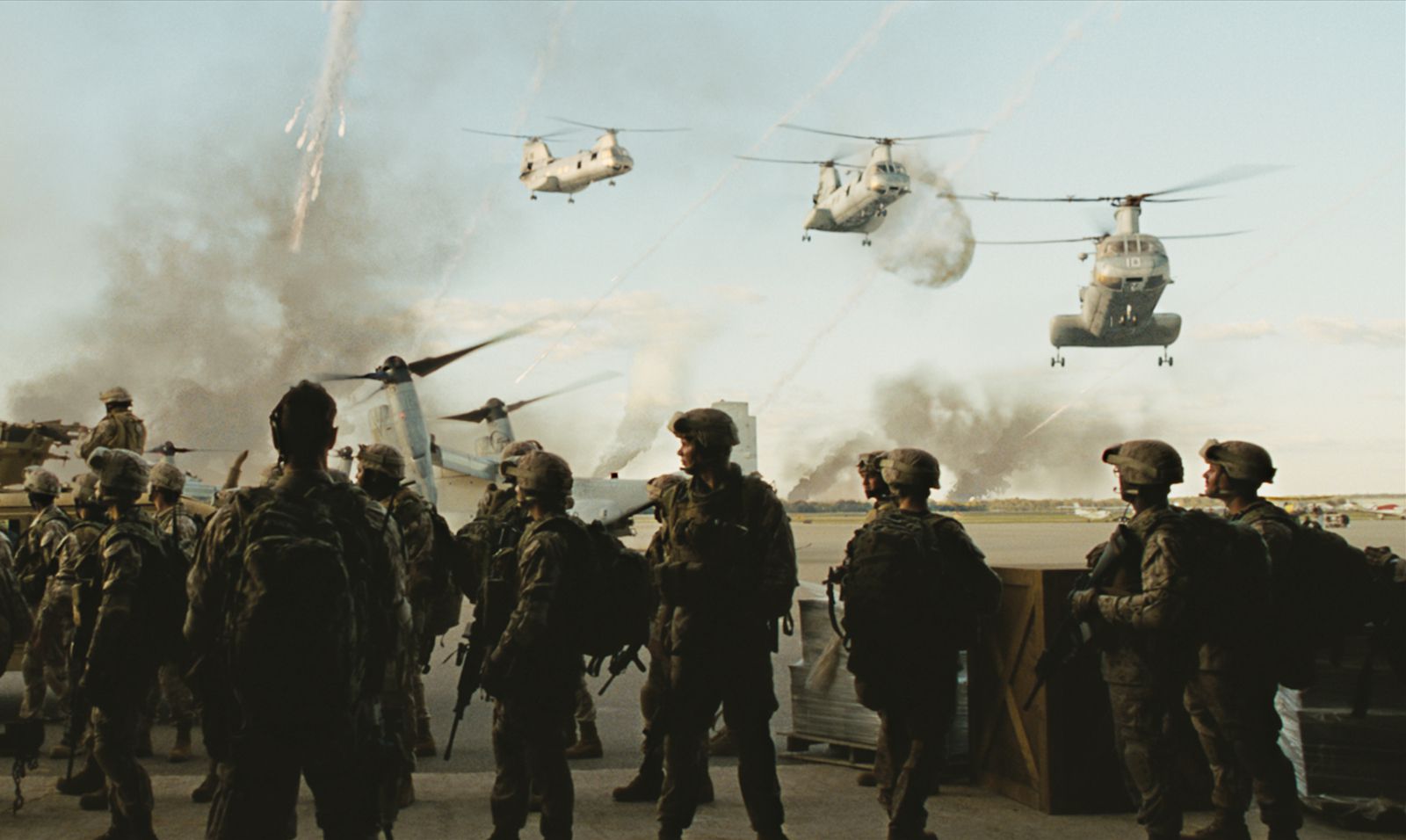 Eckhart's "Battle for Los Angeles": Aliens suddenly invaded, and human ...