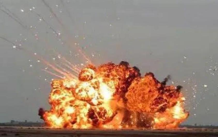 The BLU-82 cloud bomb in the U.S. Army War Crimes Exhibition Hall - iNEWS