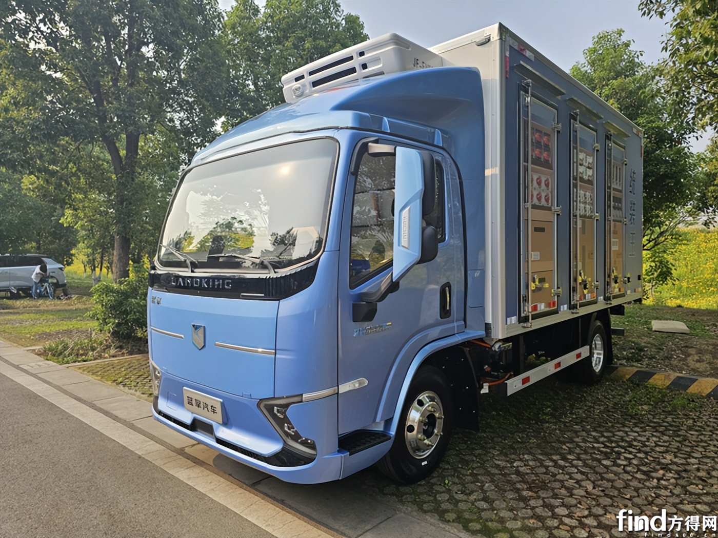 320 kilometers long battery life! Weichai New Energy Lanqing Yue EH Pro ...