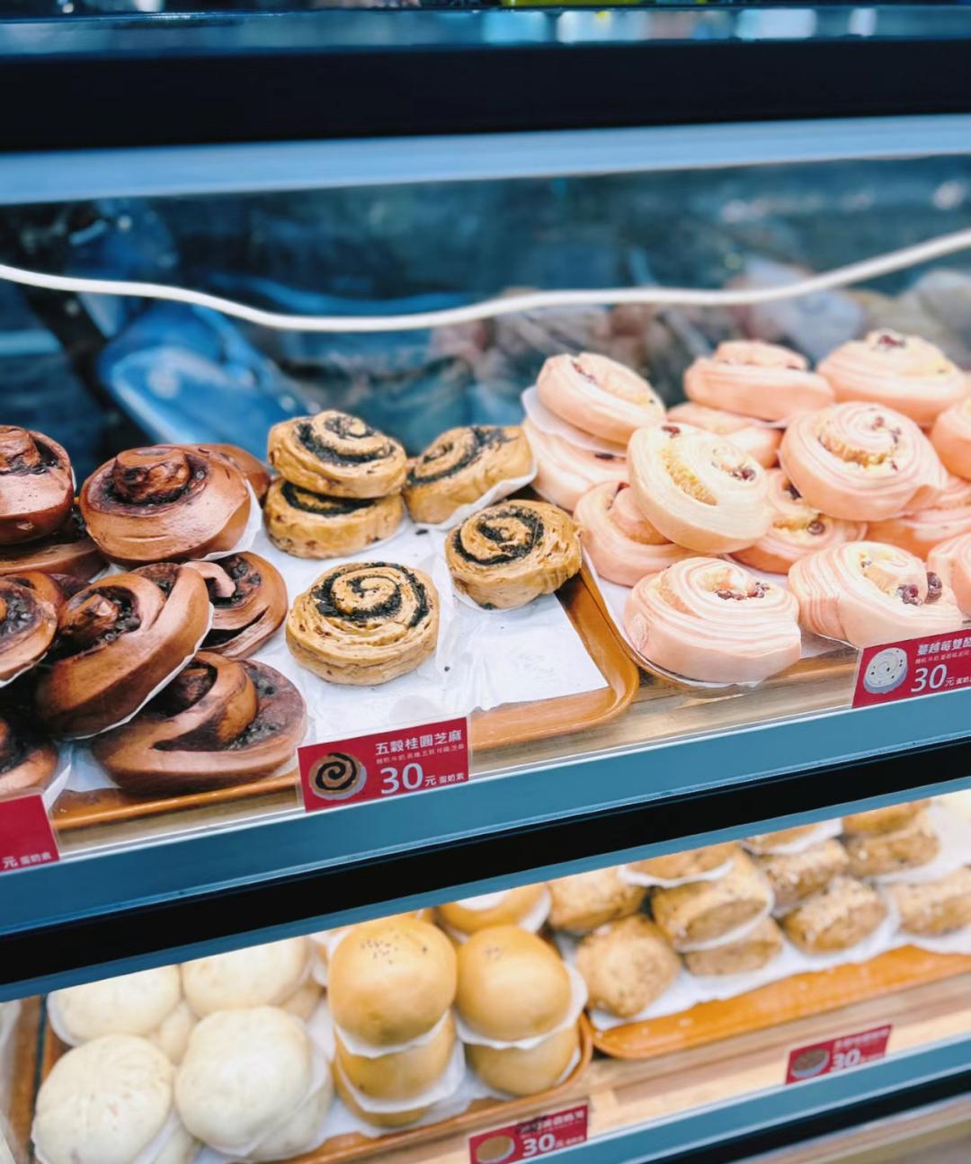 The hot searched internet celebrity "New Chinese Mantou" regrets it before eating it - iNEWS