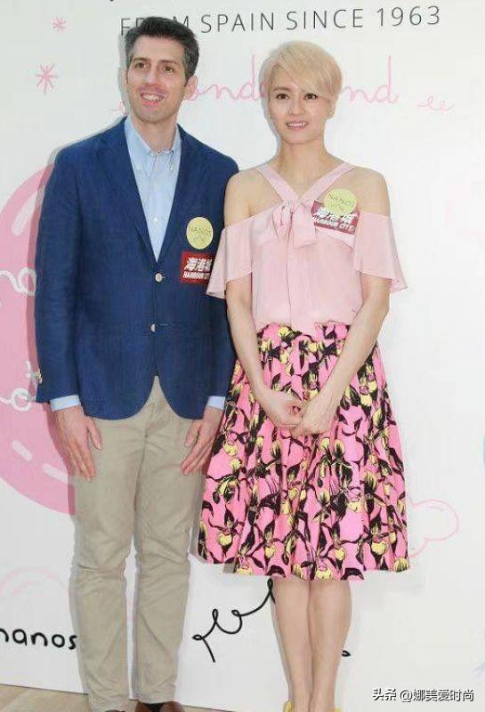Gigi Leung and his wife seldom show up, their yellow hair is too thin ...
