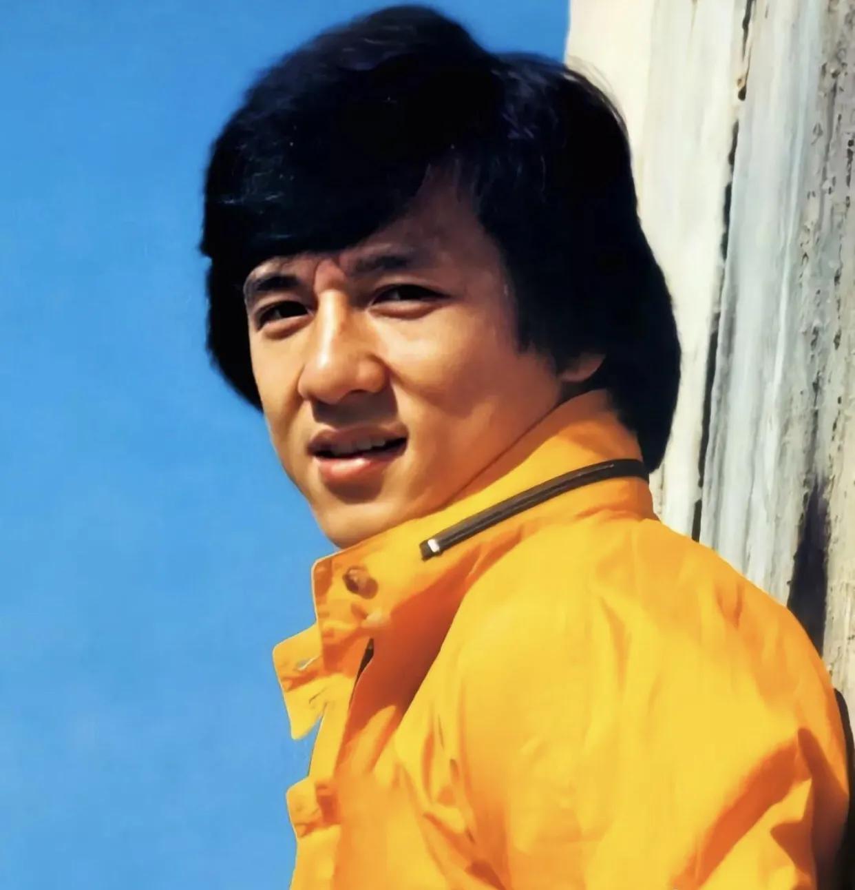 The fourth chapter of "Jackie Chan" in traditional chapter style ...