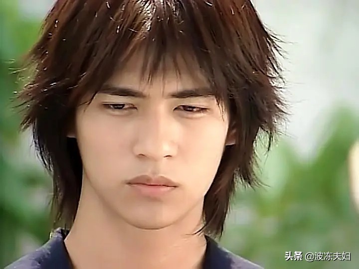 Zhou Yumin doesn't seem to be that kind of flower, but he can't escape ...