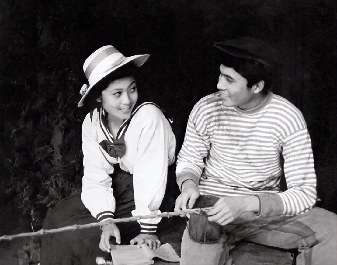 64-year-old Fu Lili: fell in love with Sun Chun in her sophomore year ...