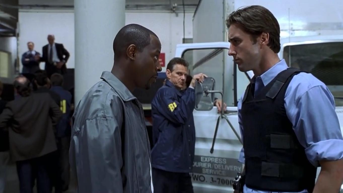 What expressive techniques are used in the movie "Stupid Detective" and ...