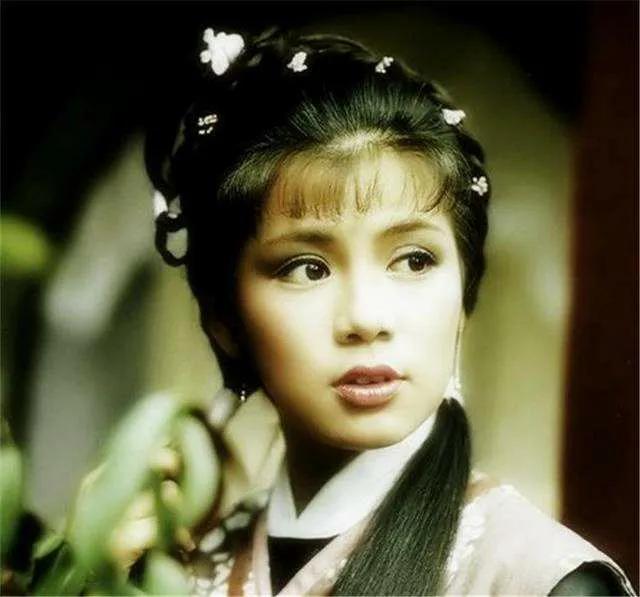 On Peach Blossom Island, I always wanted to meet Huang Rong ...