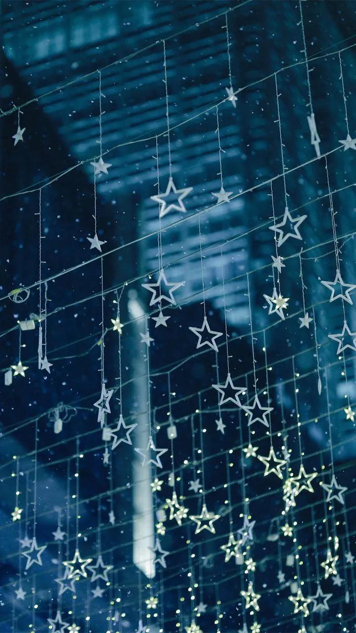 Why do stars twinkle? - iNEWS