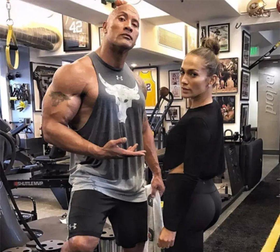 Wearing a thong outside, such a sexy operation, I really can't do it ...