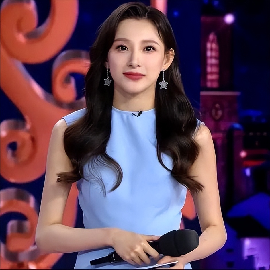 The new successor of "First Sister of CCTV" beats Dong Qing and Li Hong ...