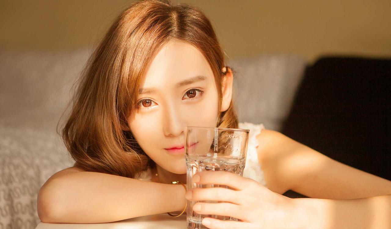 "Shrewd" Wang Ziwen: Admits to having a child out of wedlock and is ...