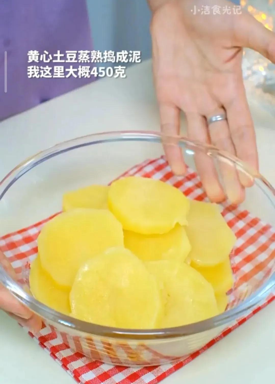 Finally know how such long big fries are made?Crispy and delicious, you ...