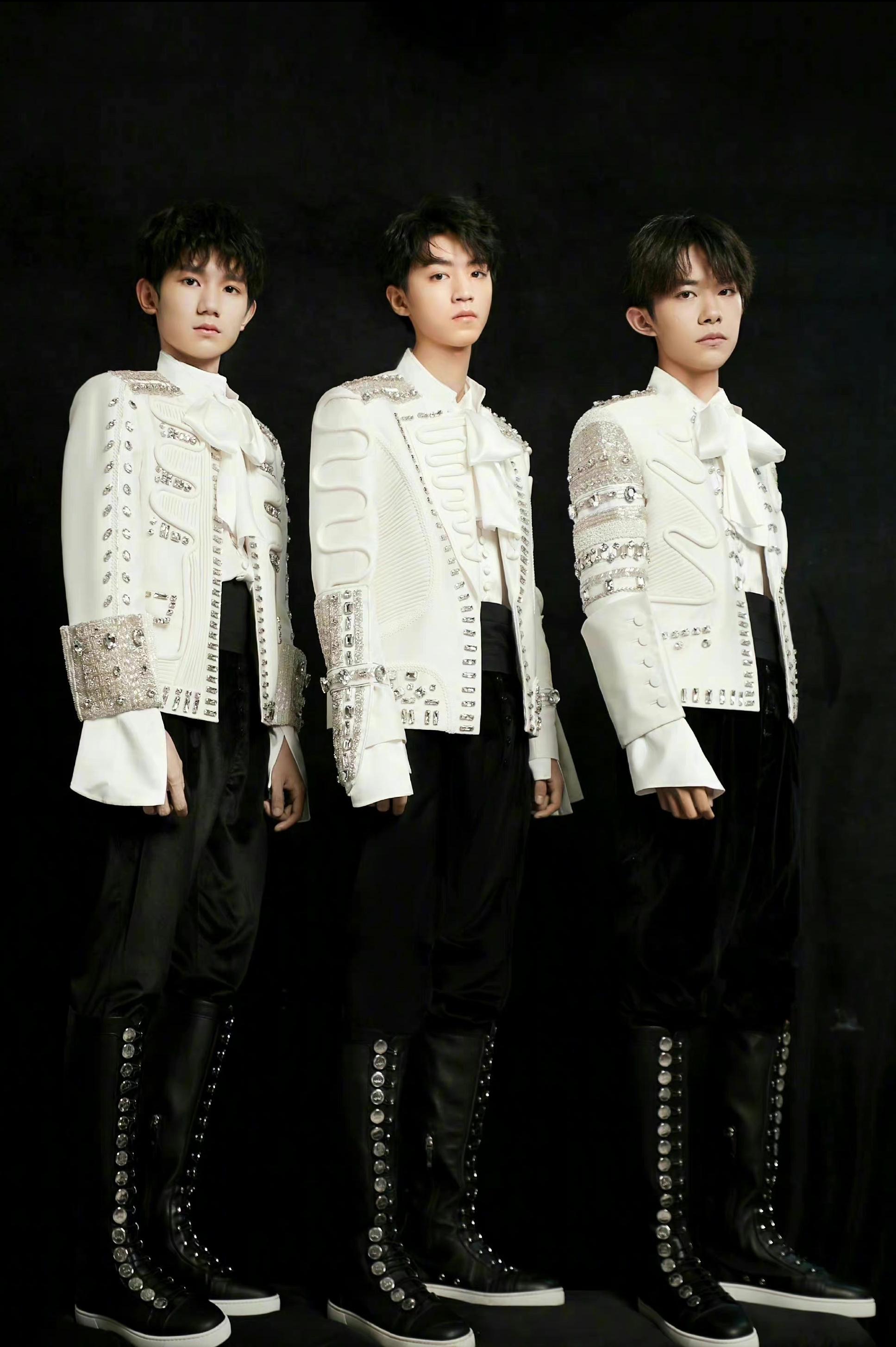The 10th anniversary concert of TFBOYS has become the focus of everyone ...