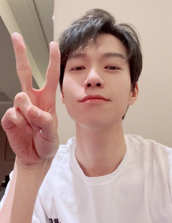 It was revealed that Wei Daxun was in a relationship with Ruonan, and ...