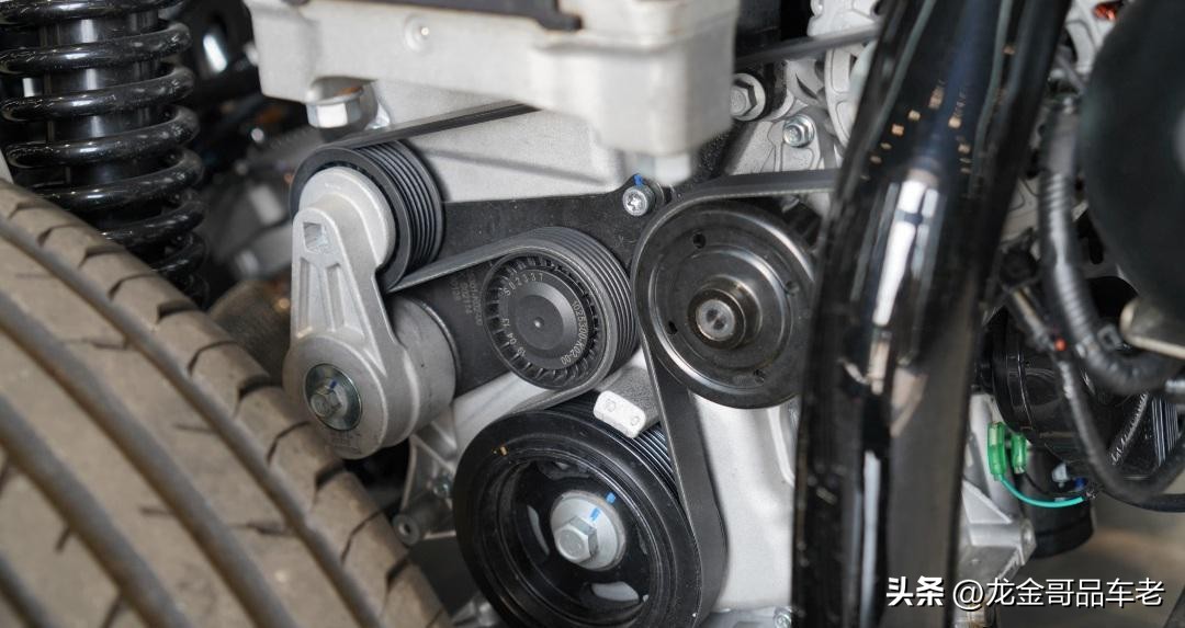 The domestic domineering inverted three-wheeled LV Blue Shield LD1800ZD ...