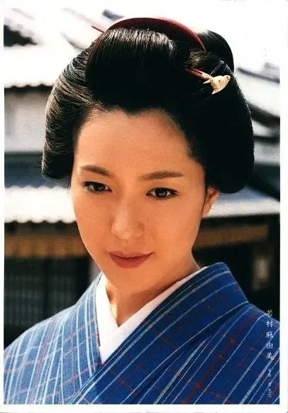 Powerful faction Wakamura Mayumi: warm atmosphere, people as pale as ...