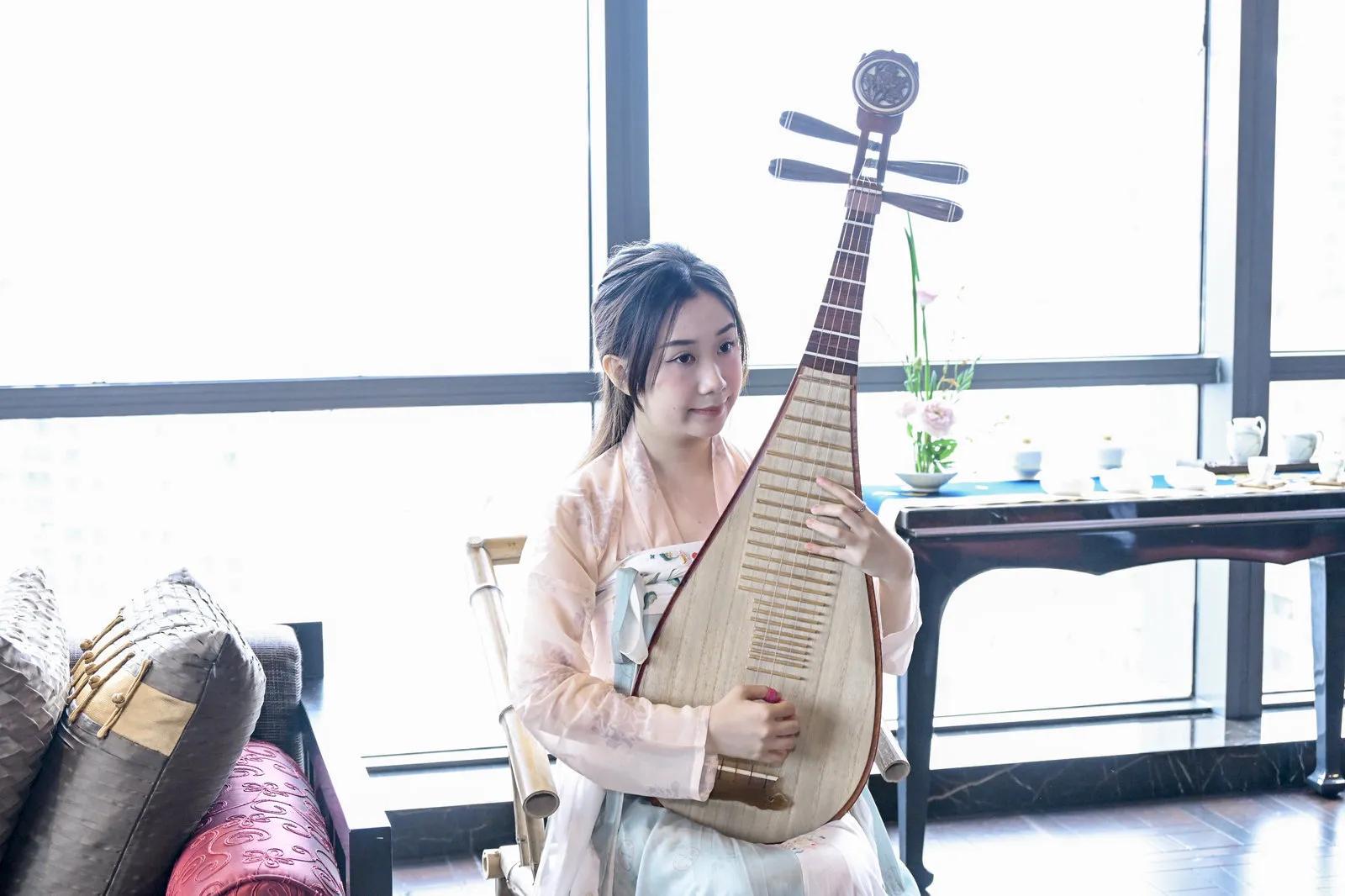 Chef Chen of Lixuan Chinese Restaurant in The Ritz-Carlton, Chengdu ...
