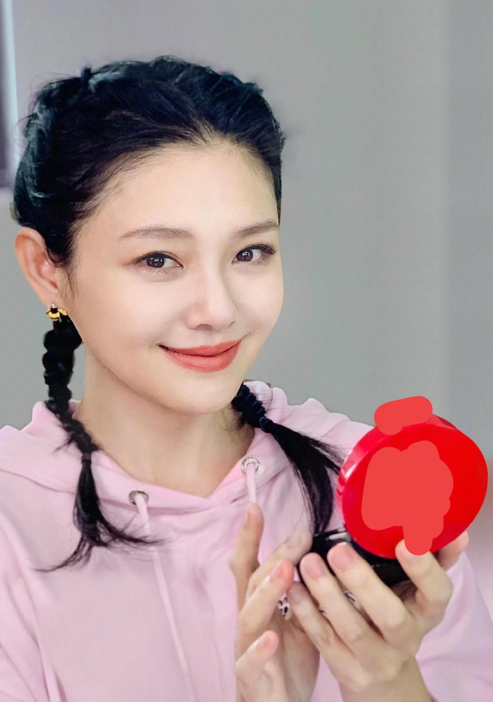 Big S Gu Junye reunites: Big S pleases the media, little S dances hotly ...