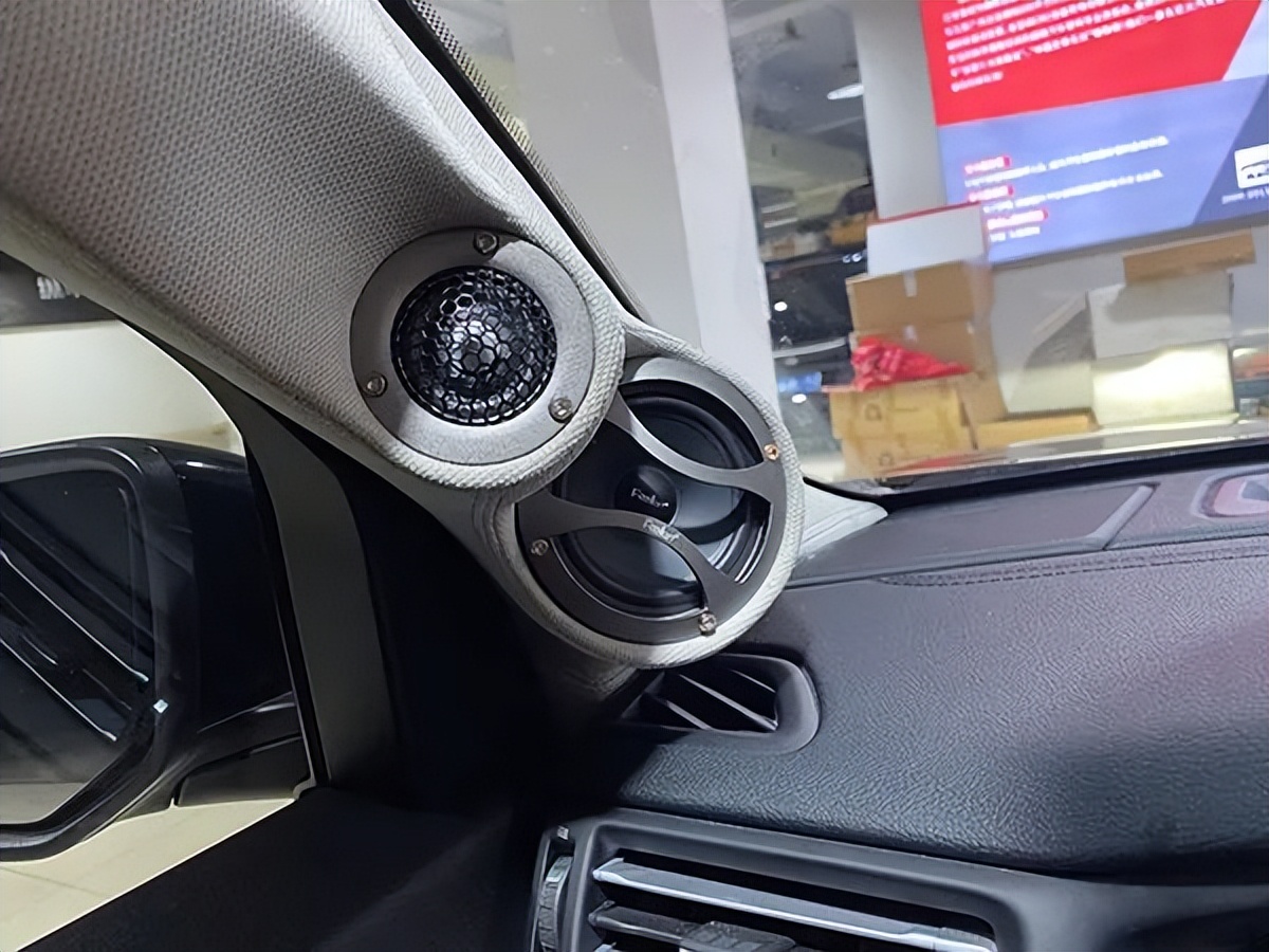 Direct 11-unit system, transparent Jeep Grand Commander - iNEWS