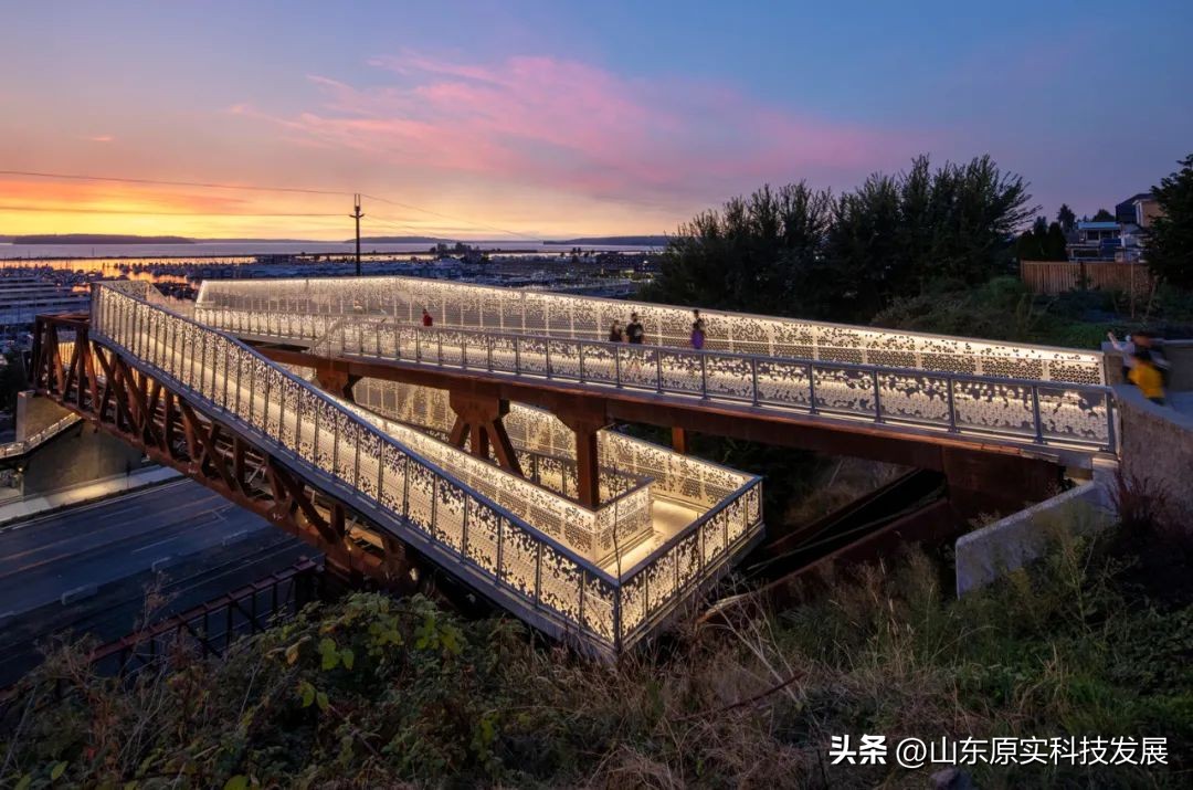 Grand Avenue Park Bridge Lighting Design Case Sharing - iNEWS