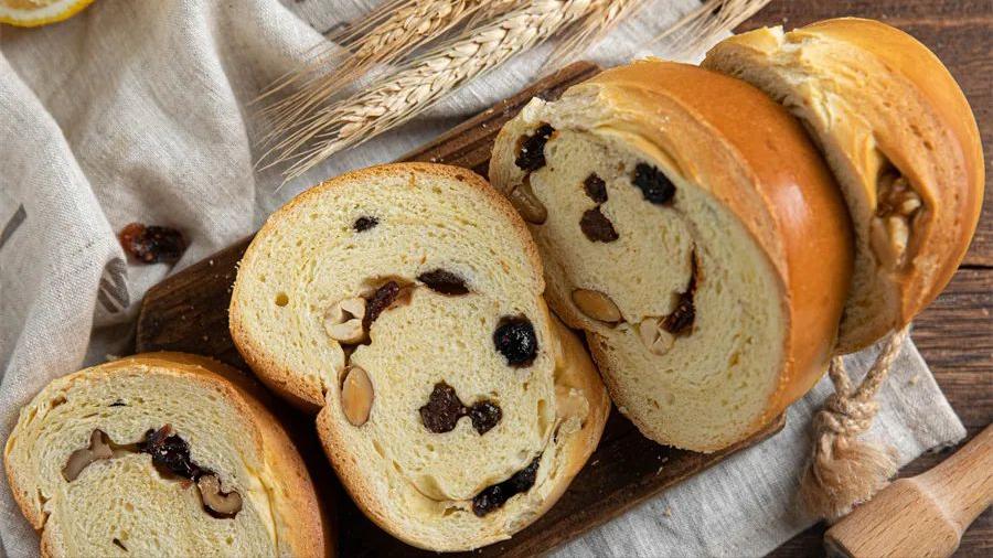 The Russian Daliba with a lot of milk and rich fruits!Do not add a drop ...