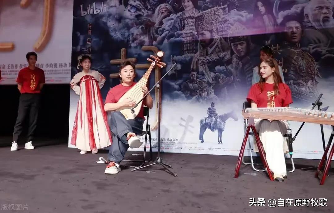 Daji" Naran posted photos of her life, proficient in guqin and ...