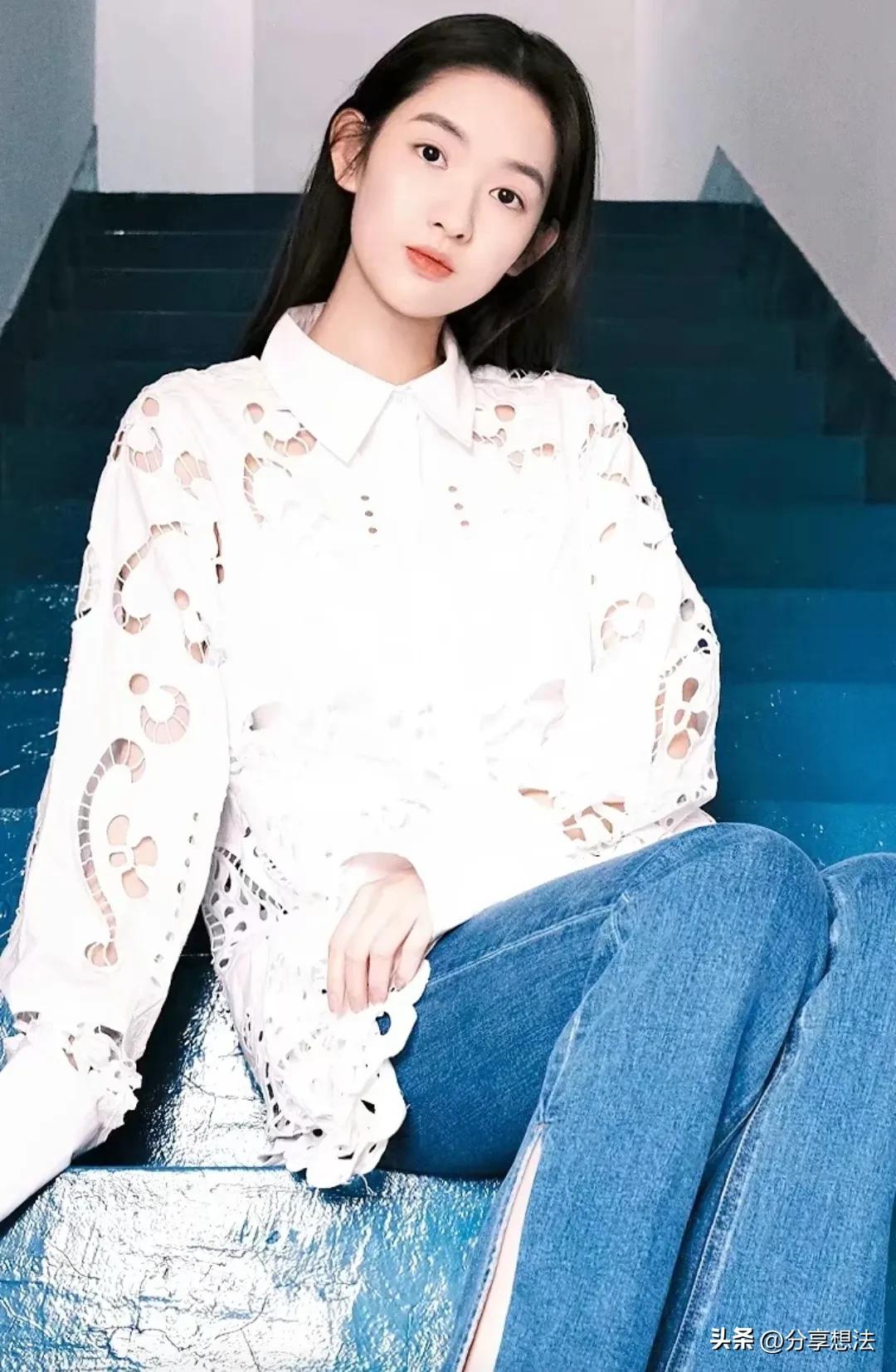 Wang Yuwen star wallpaper (5) - iNEWS