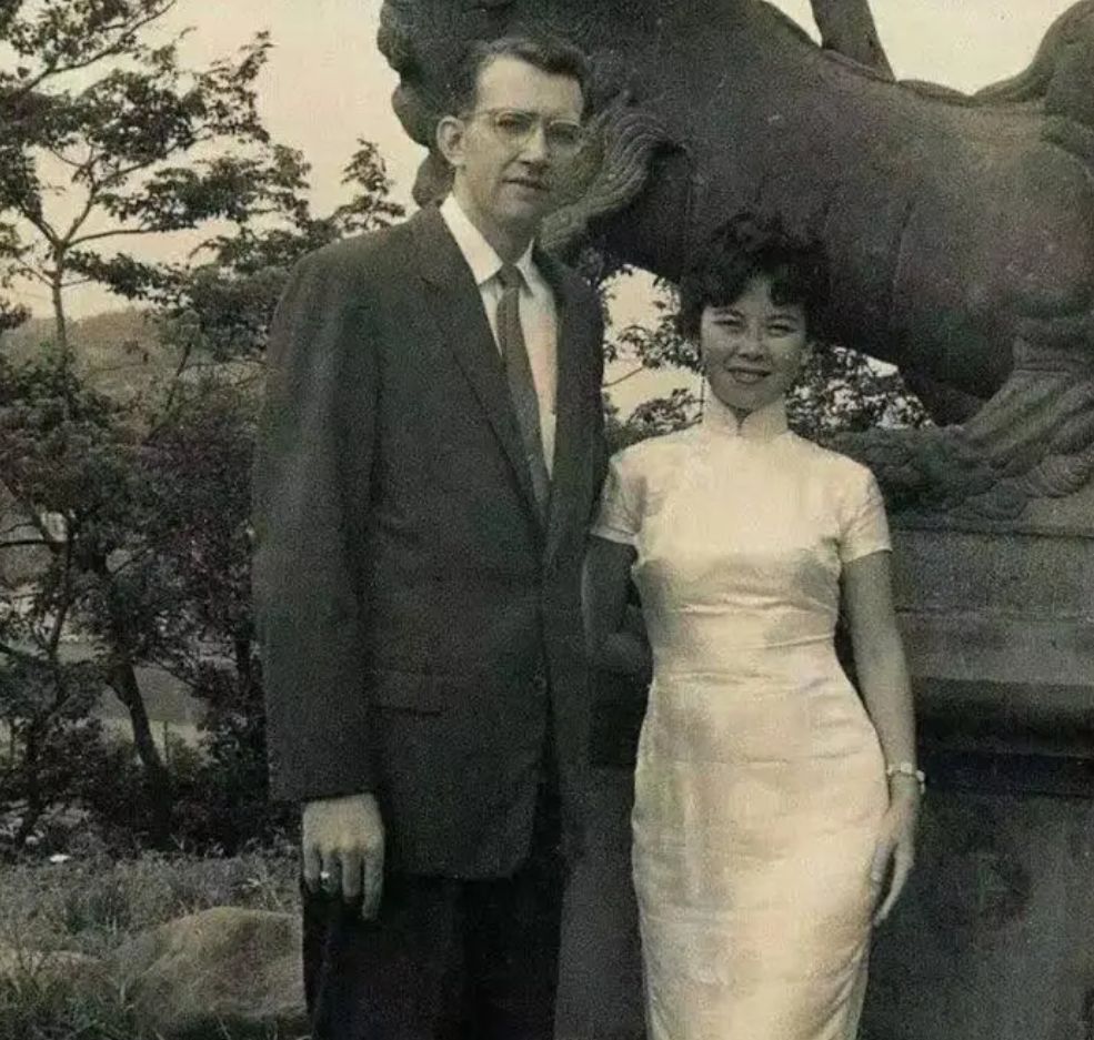 Fei Xiang's mother Bi Lina, her life is more legendary than Fei Xiang ...