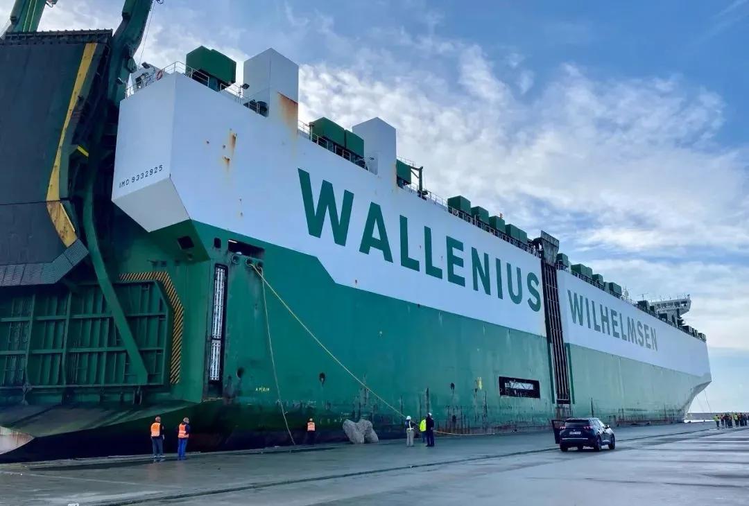 American ro-ro aircraft carrier docked at Greek ports, and large ...