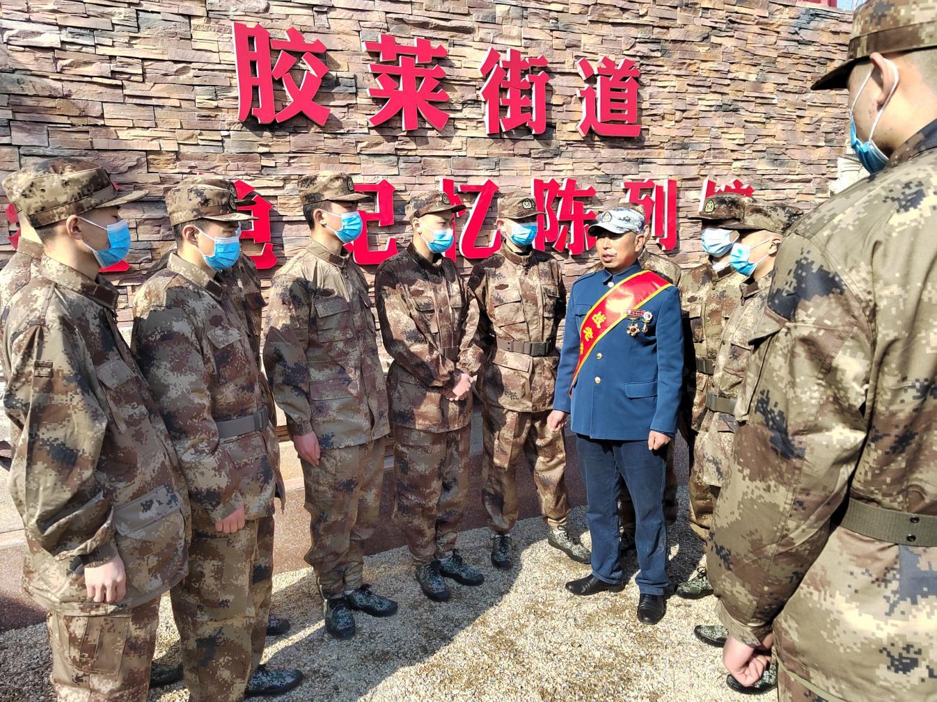 The old hero tells the story of the original heart, the new youth takes ...