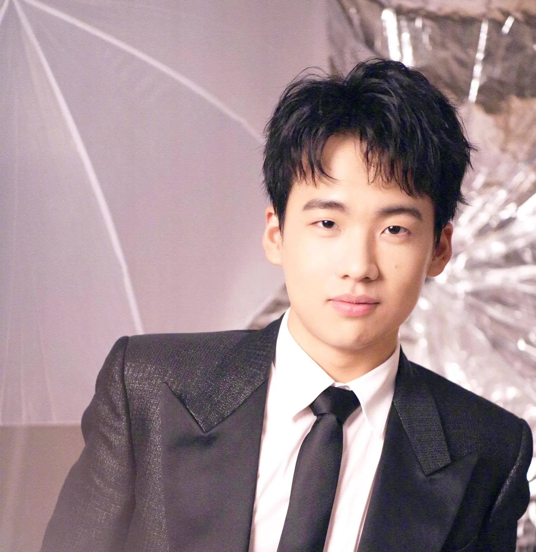Guo Qilin: Living humble under the "stick education" of his father Guo ...