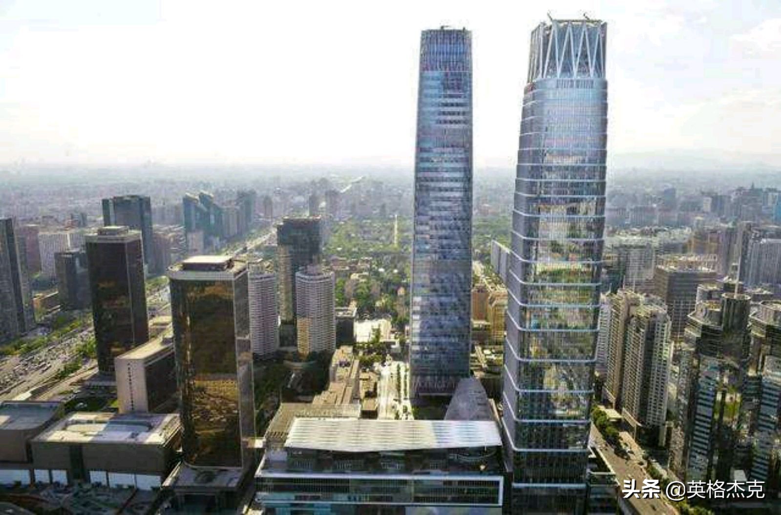 Beijing's first "skyscraper" with a height of over 300 meters, high-end ...