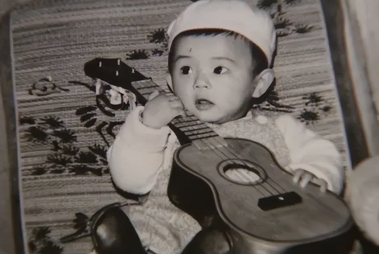 Actor Zhang Yi: After 10 years of caring for the first love of a ...