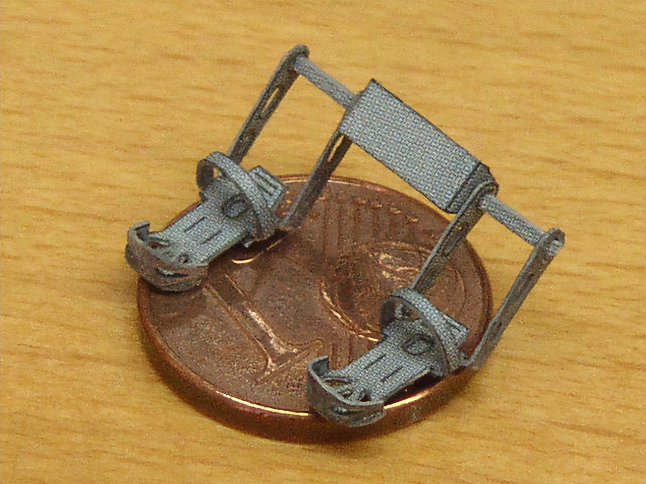 German Ju-87 D-3 Stuka bomber 1:33 paper model making process (multiple ...