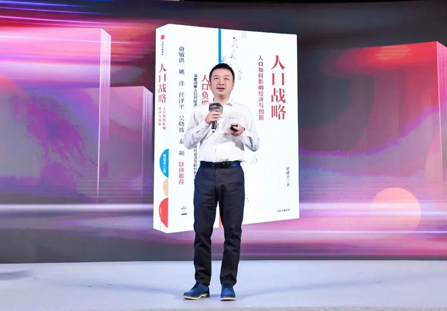 Ctrip spends 1 billion yuan, 50,000 yuan for one child - iMedia