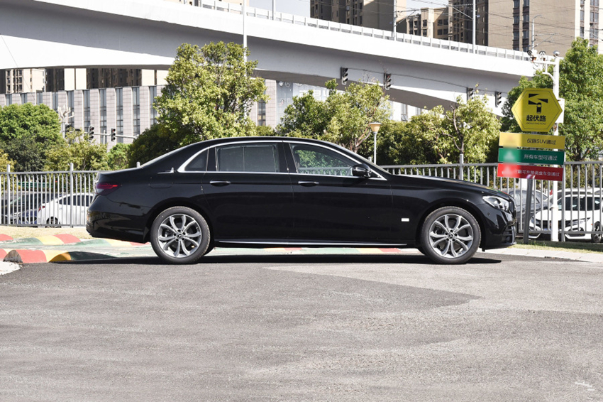 Mercedes-Benz E-Class: The price has increased by 20,000, but now it ...