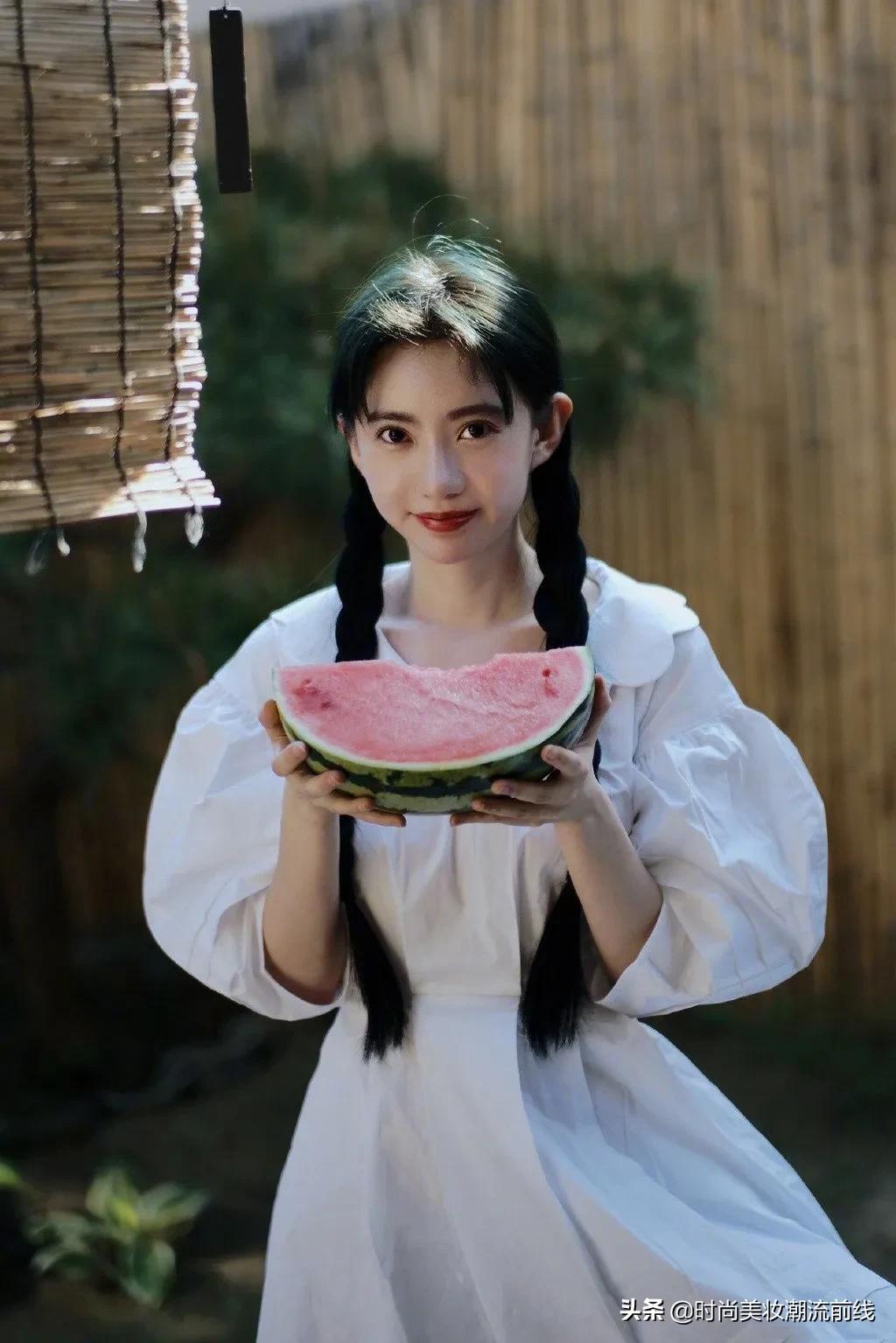 Liu Mengmeng: Summer Sweetheart, Watermelon Girl - iNEWS