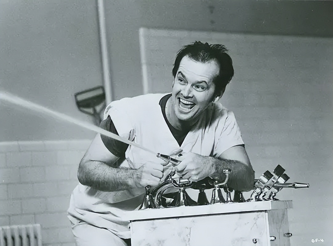 One Flew Over the Cuckoo's Nest: A Mental Asylum of Madness and ...