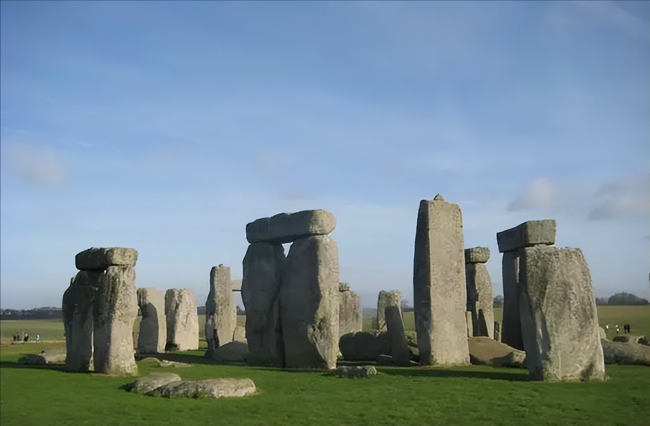 Field investigation of megalithic culture in ancient Britain, - iNEWS