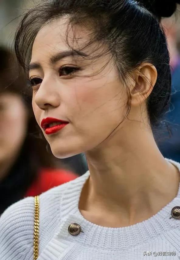 It was because of the foreign media that Gao Yuanyuan's life picture ...