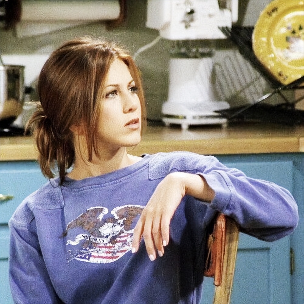 In 2005, Pitt divorced for Jolie, but Jennifer said: He didn't mean to ...