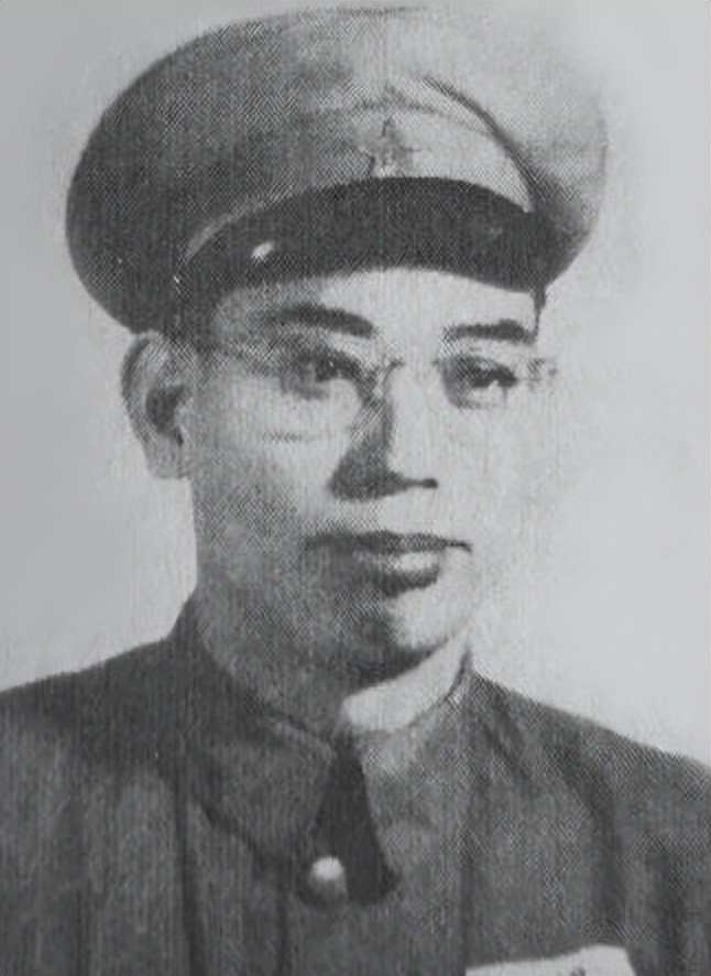 When Xu Guangda passed away in 1969, his son intentionally put the urn ...