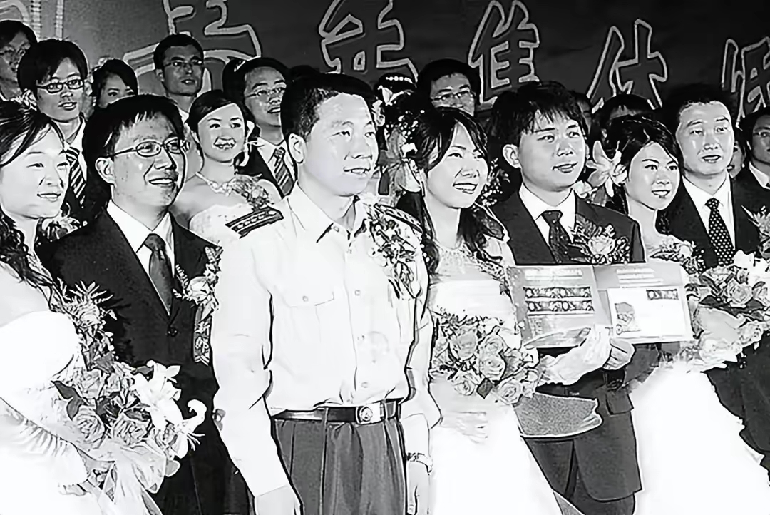 Yang Liwei's Love: Tradition in thinking, supporting parents in ...