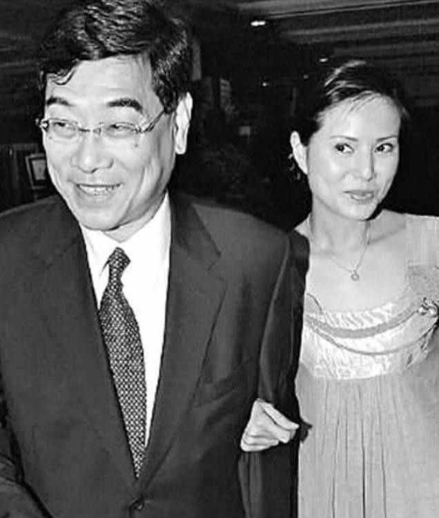 Li Ruotong, who was "spoofed" by a wealthy businessman for 10 years and ...