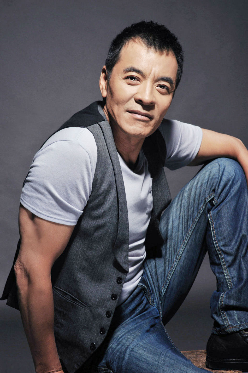 Liu Wei: He lost his father and mother within 8 months. In order to ...