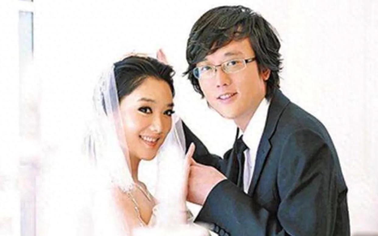 Linghua finally stopped hiding her "special relationship" with Zeng Yi. It turns out we were ...