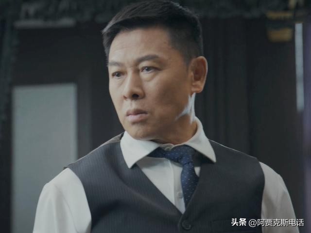 "Lonely Boat" It was not until Ji Yuqing climbed onto Jiang Boxian's ...